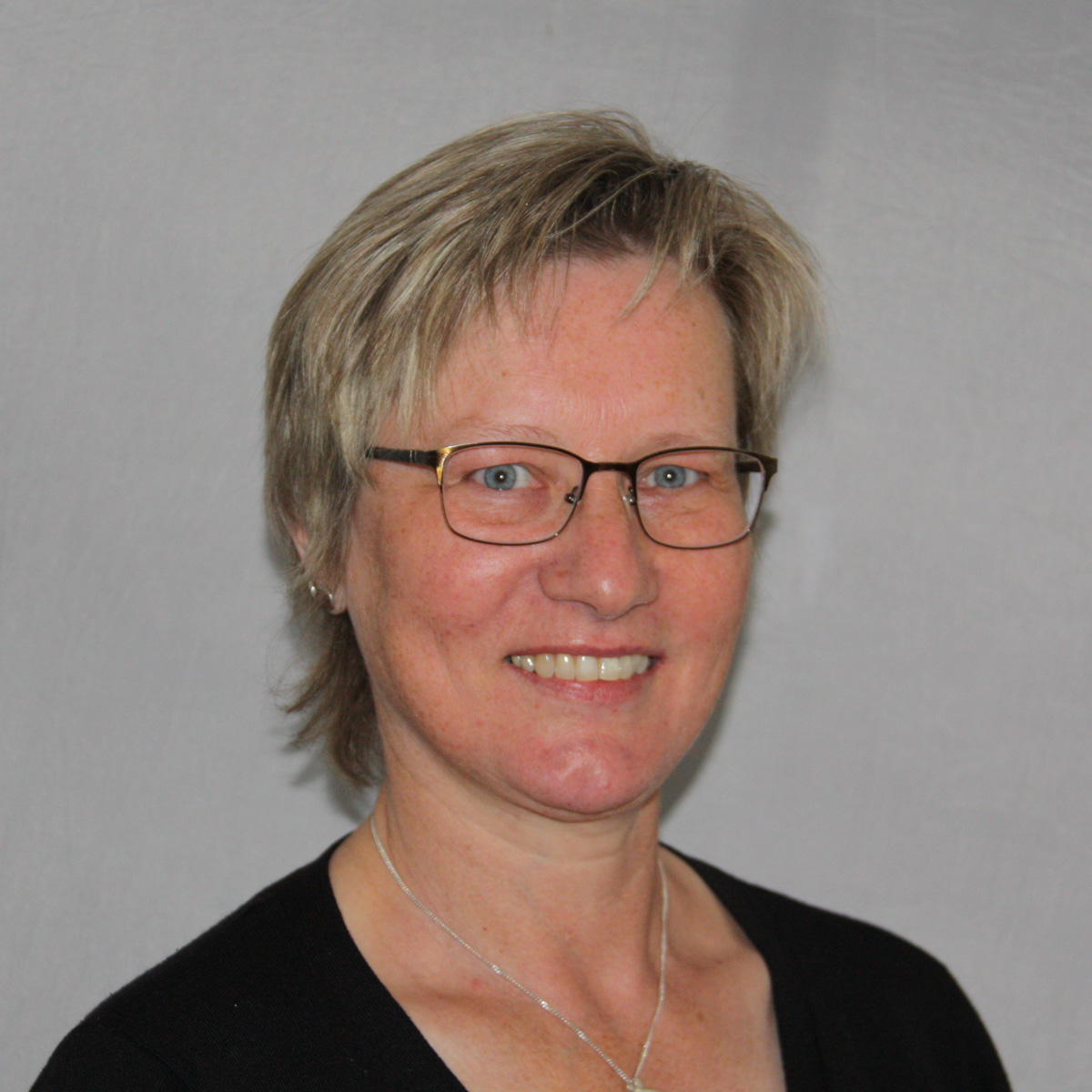 Therapeutisch-tiergestützte Mädchenwohngruppe Schlehberg - Diakonisches ...